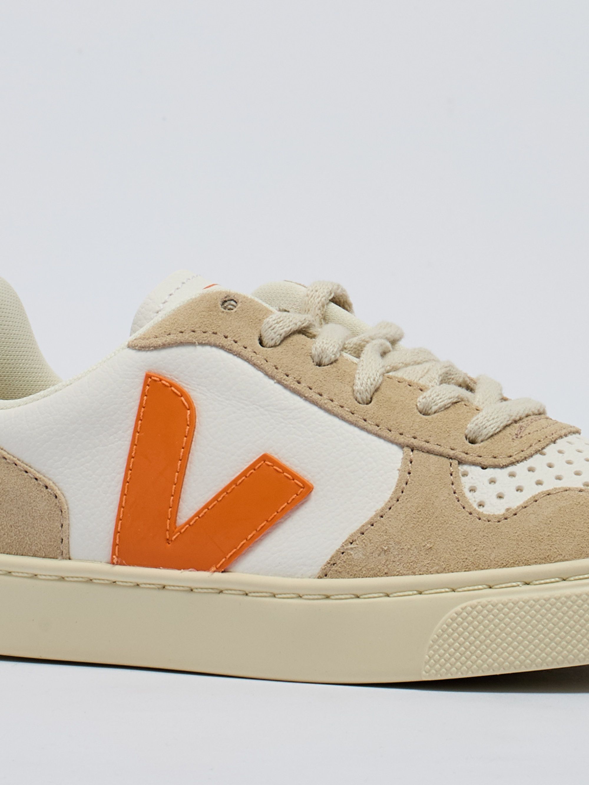 Veja V-10 chromeFree child sneakers cx0503615c White-Orange | Caposerio.com