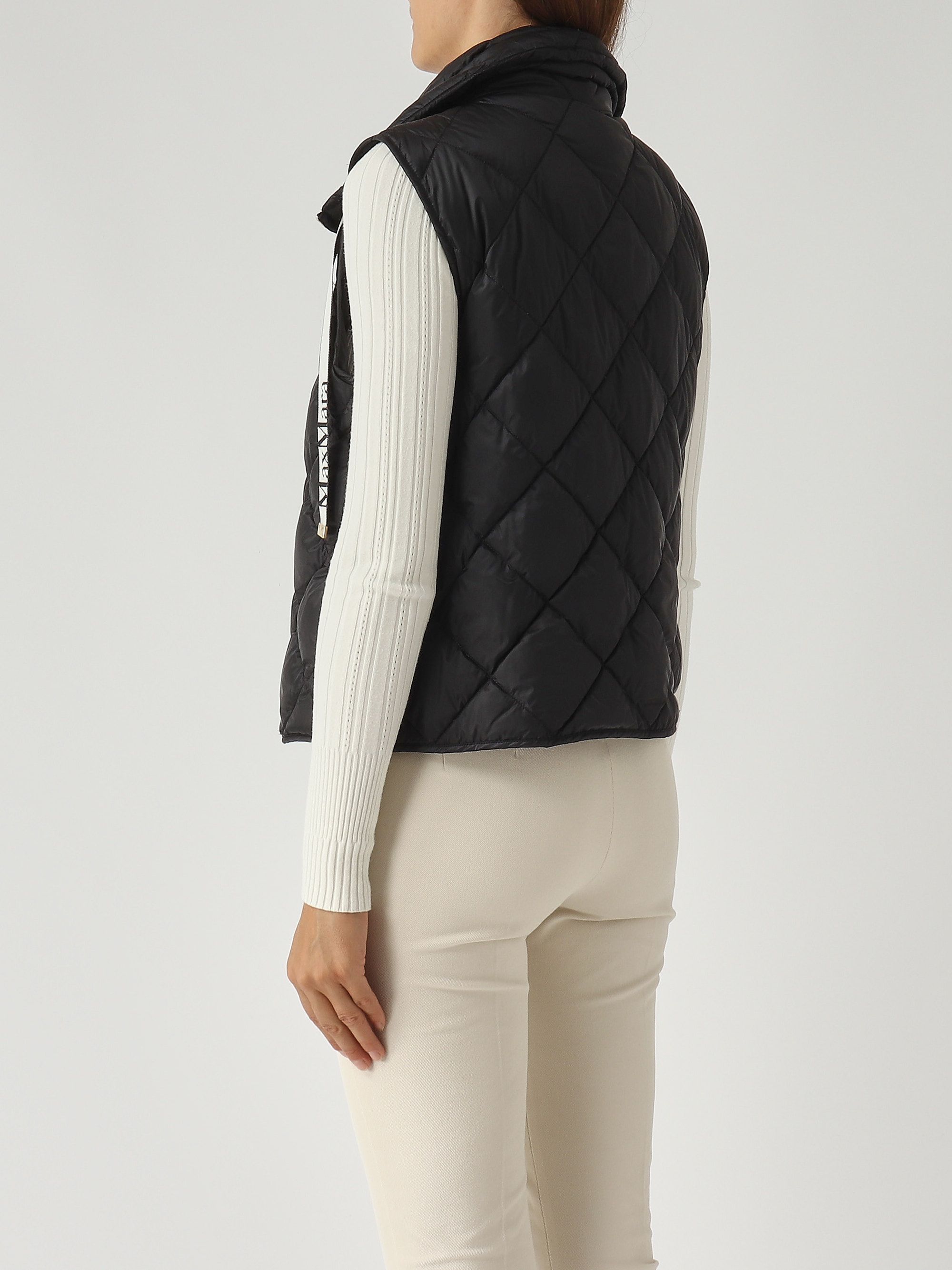 Max Mara the Cube Tregic women's nylon canvas anti-drip vest - Black ...